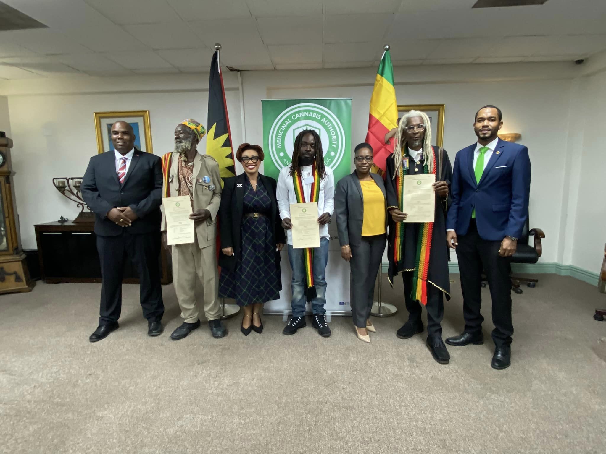 Rastas in Antigua now have the legal right to use cannabis as a ...