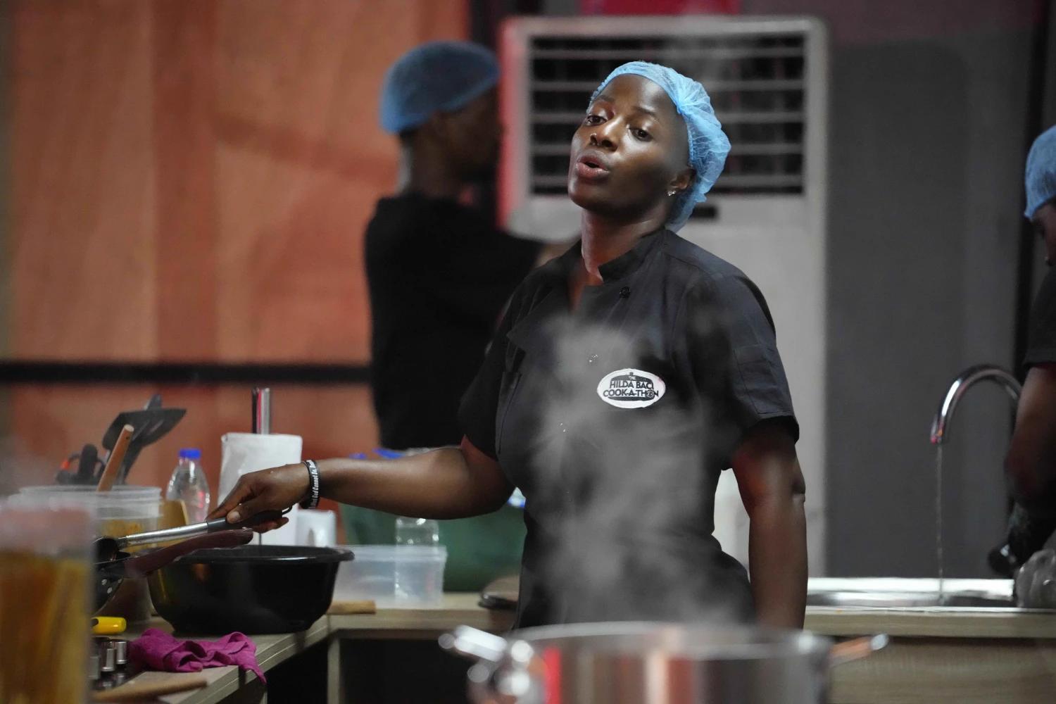 Nigerian chef Hilda Baci sets new world record by cooking for 100 hours ...