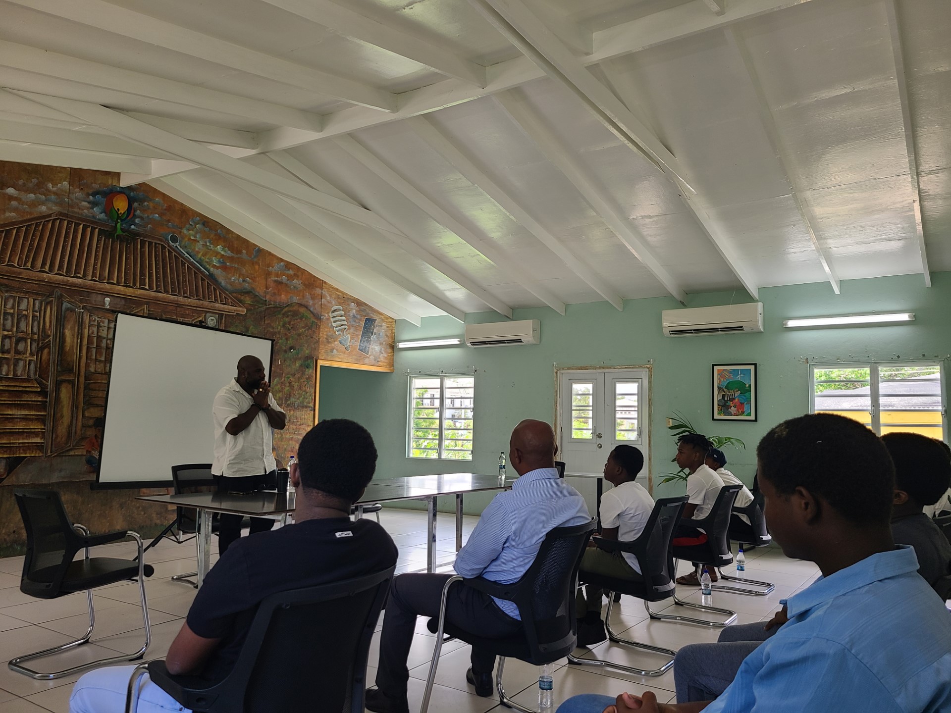 Antigua and Barbuda launches mentorship programme for boys - Antigua ...