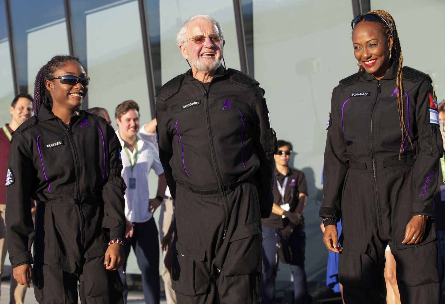 Virgin Galactic's First All-Tourist Space Trip Falls Short of Reaching ...